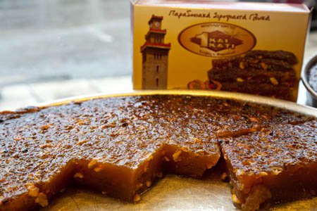 Traditioneller Halva Farsalon aus Trikala 1 KAI KATI 1kg – Anna ...